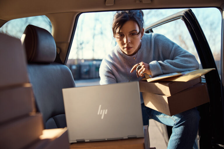 HP laptops power today’s hustle to create without limitation