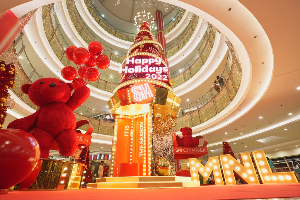 Holiday Christmas Cheer at SM City Manila