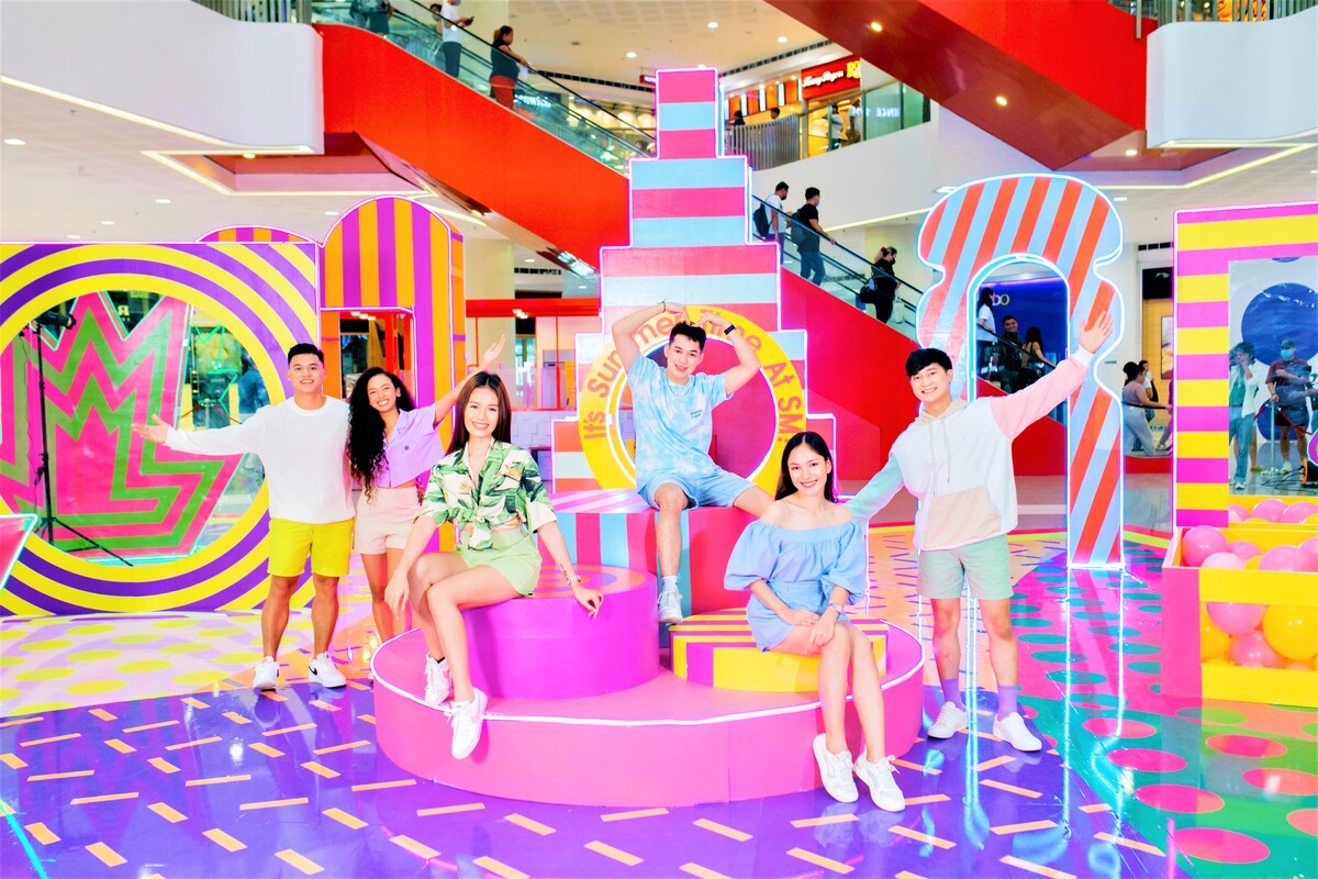 It’s summertime at SM Supermalls!