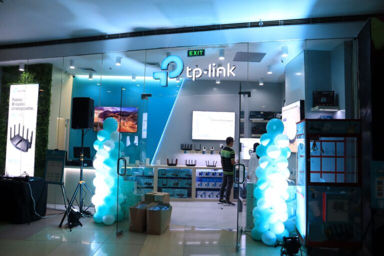 TP-Link unveils first store in PH