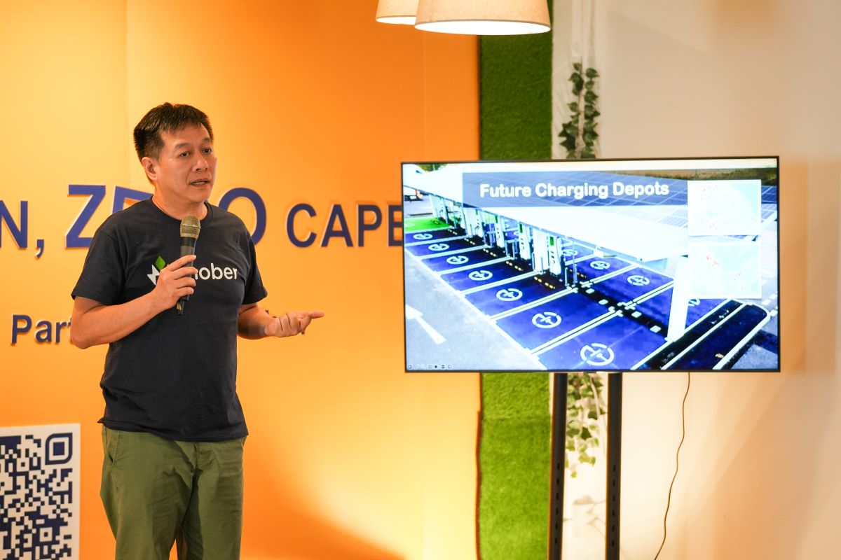 EV logistics startup Mober launches first EV charging station in Pasay ...